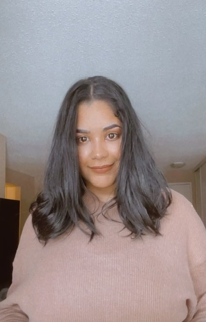 Nicole Lozano - Virtual Assistant Canada